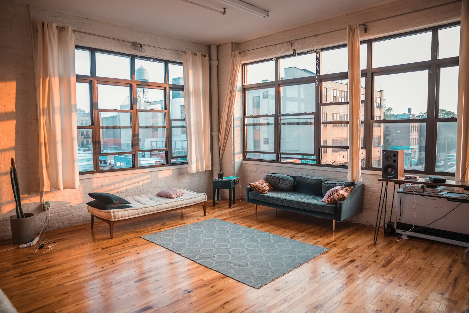 Loft lakás jelentése — és a penthouse különbségei (képekkel) - 99ingatlan